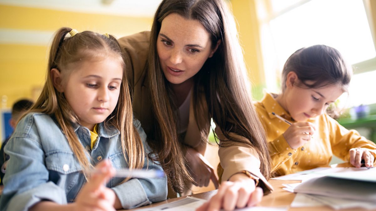 BBC Radio Newcastle - Anna Foster, 10/06/2025, Teachers to use ...