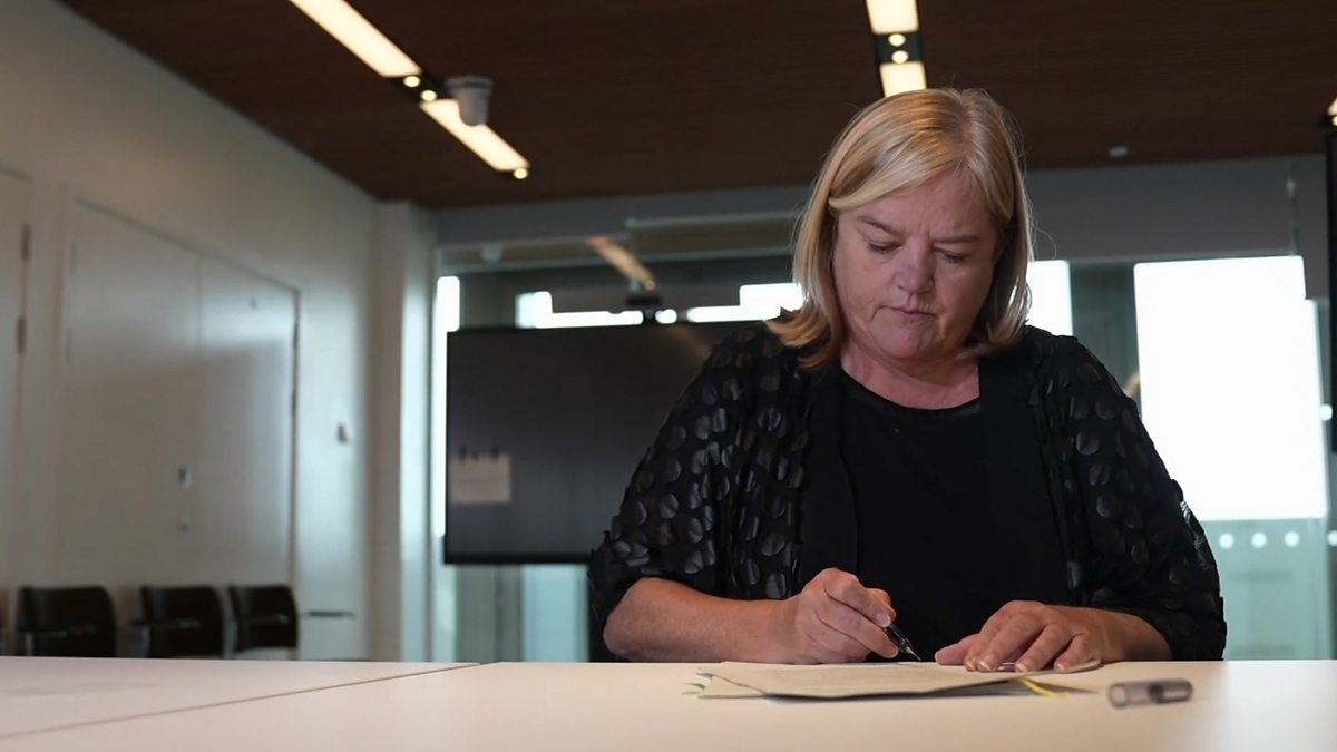 BBC News - Home Affairs Committee Examines Casey Report