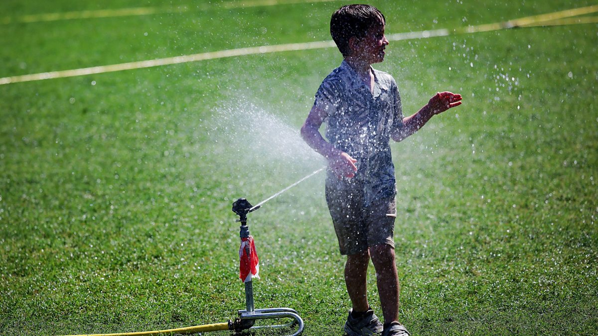 BBC News - Met Office Warns Extreme Weather Is New Normal