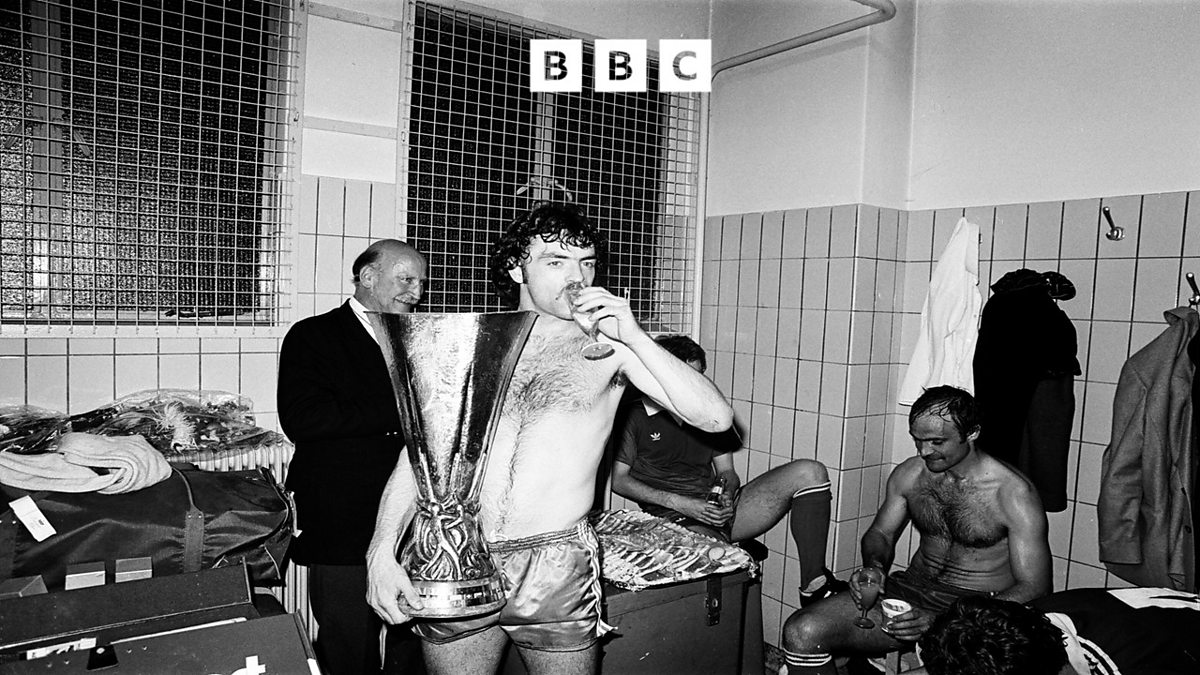 BBC Radio Suffolk - Ipswich Town, Town legend John Wark - 'He's here ...