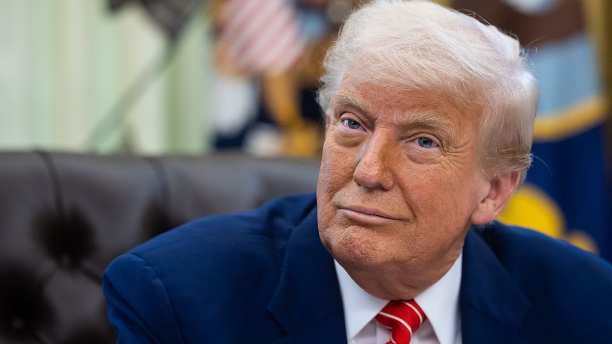 BBC News - Trump Tells BBC 'I'm Disappointed' But 'Not Done' With Putin