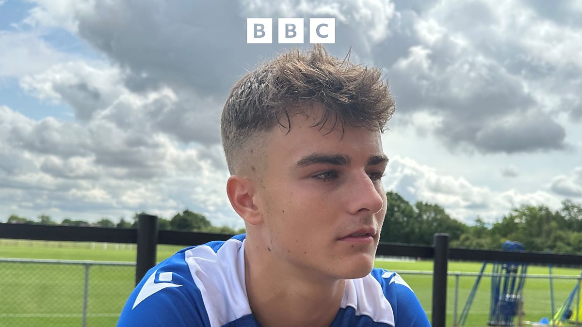 BBC Essex - Colchester United, Ben Perry ready to kick on with ...