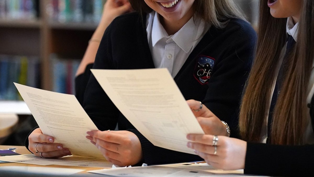 BBC News - Pupils Across Scotland To Receive Exam Results