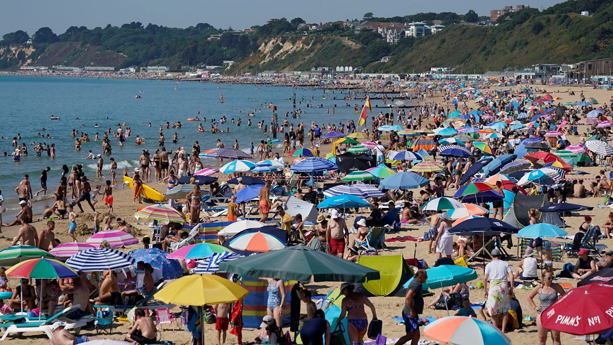 BBC News - Amber Alerts As Temps To Hit 34C