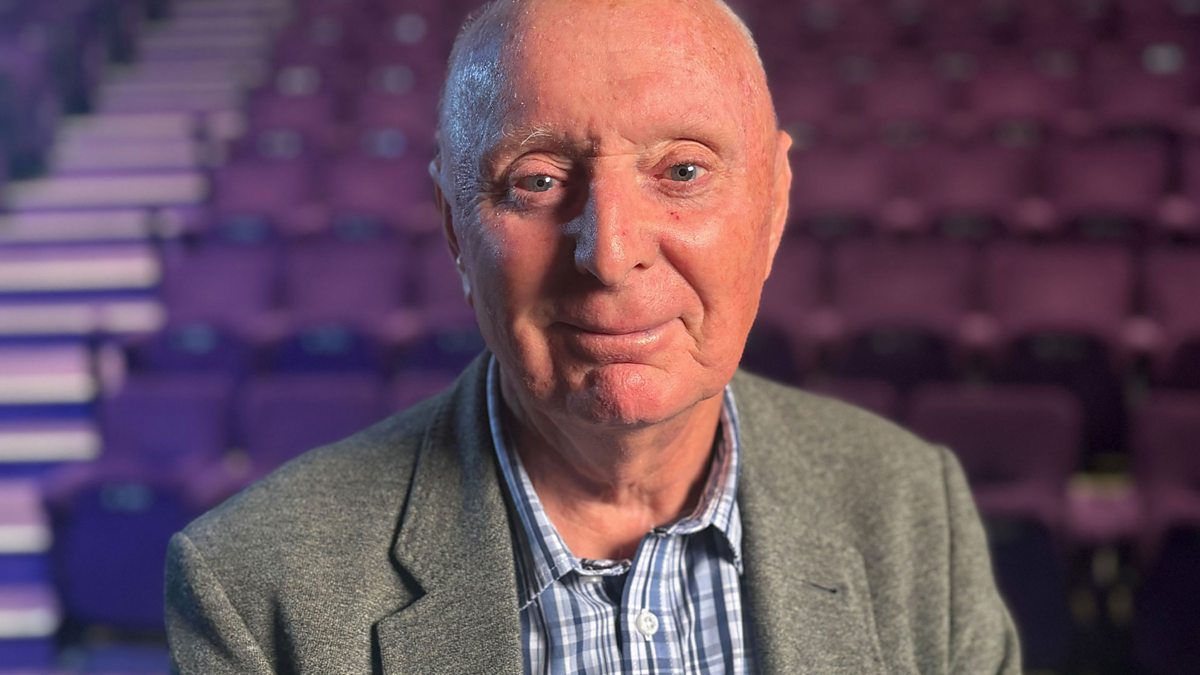 Remembers... - Jasper Carrott Remembers... - BBC iPlayer