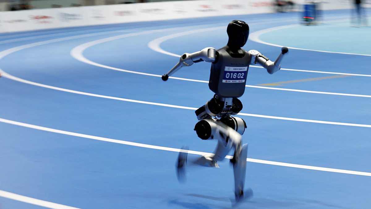 BBC News - Robot Athletes Compete In World's First Humanoid Games