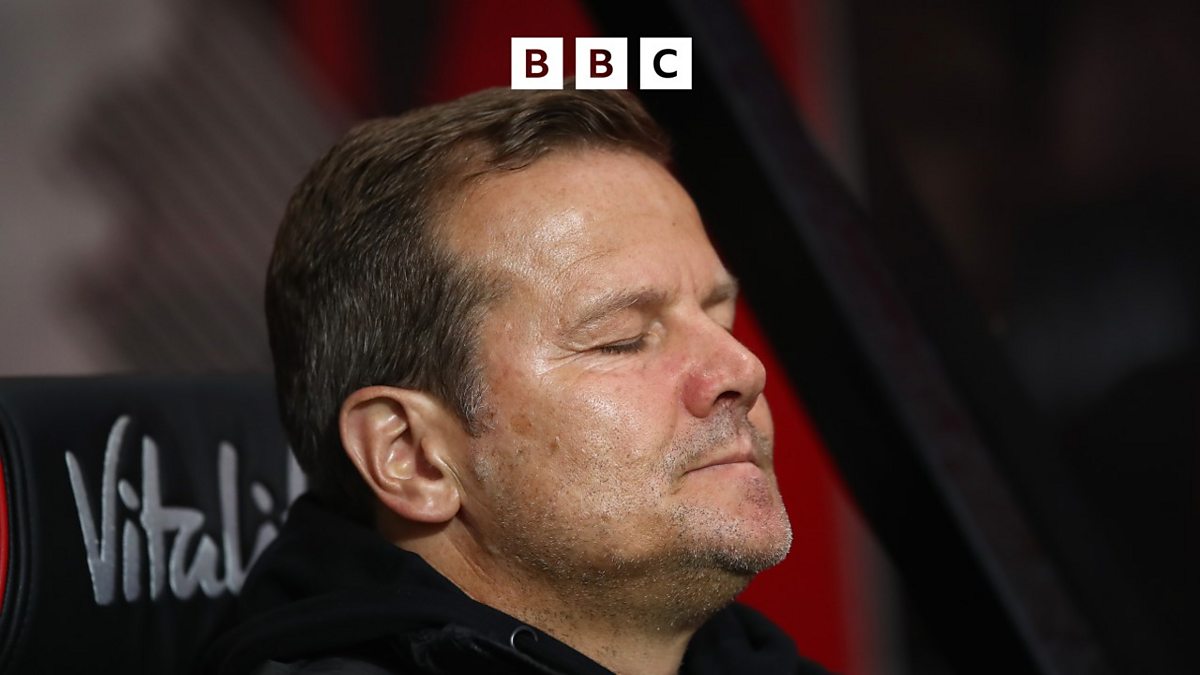 BBC Radio Somerset - Yeovil Town, Mark Cooper sacked by Yeovil Town