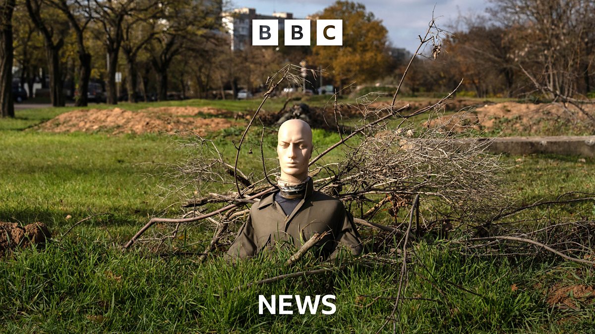 BBC News - Reporter Reads, Ukraine's decoy war - from inflatable tanks ...