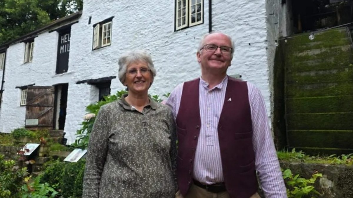 BBC Radio Devon - John Acres, Rick Edwards sits in (15/09/2025), Hele ...
