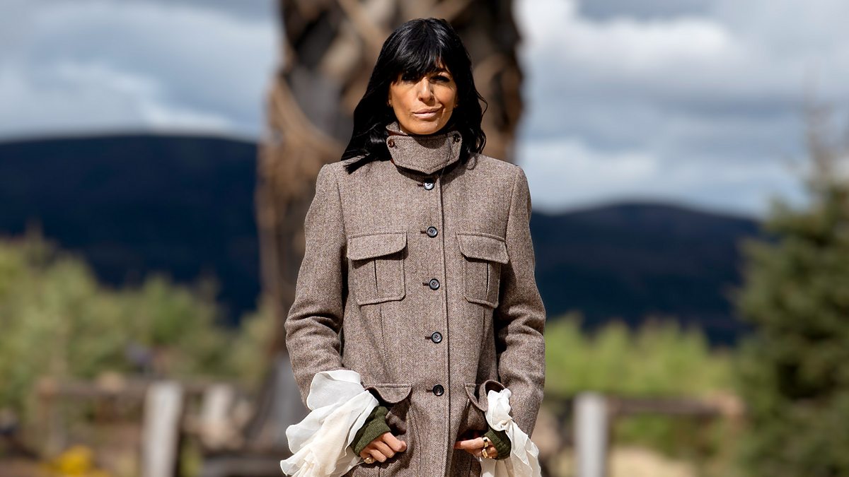 The Celebrity Traitors - Series 1: Episode 1 - Audio Described - BBC ...