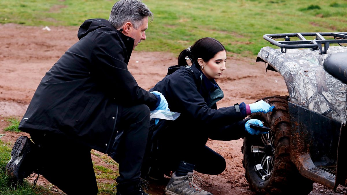 Farm 999 - Series 1: 7. One Clue, One Cow and a Soil-Based Breakthrough ...