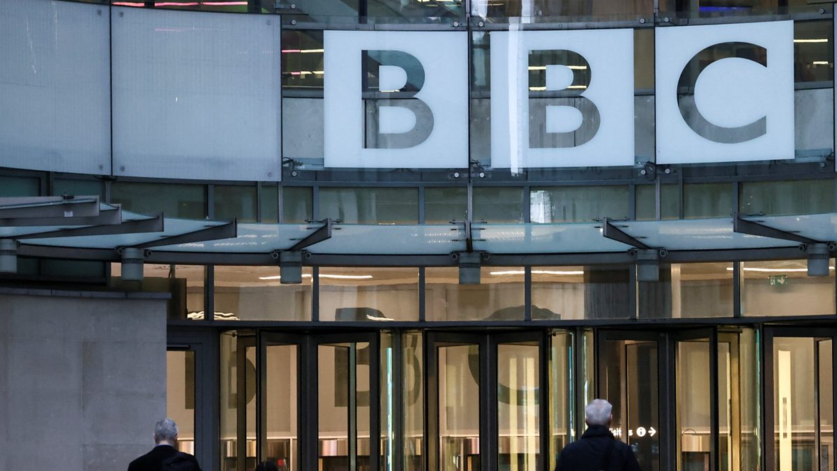 BBC News - BBC Bosses Promise to 'Fight For Our Journalism'
