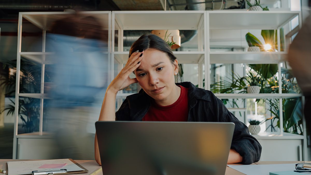 BBC World Service - Health Check, The disappearing mid-life crisis