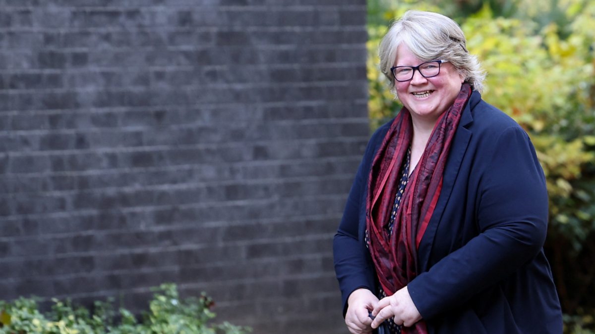 BBC News - Covid Inquiry Examines Economic Impact