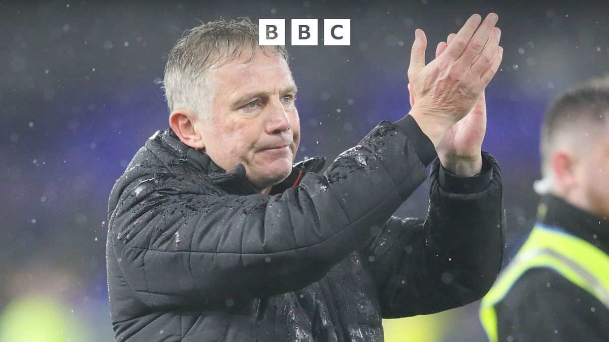 BBC Radio Wales - Wrexham AFC, Parkinson: We relish playing at home