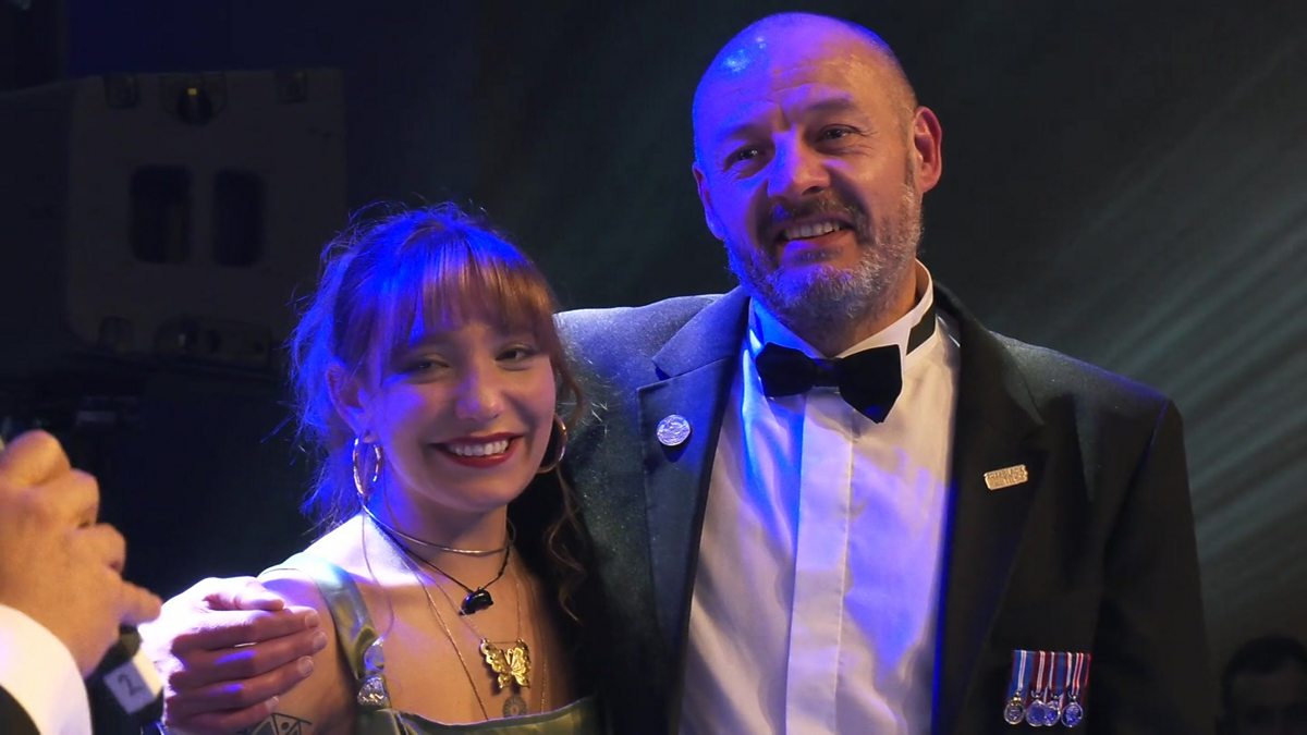 BBC News - River Rescuer Meets Woman He Saved