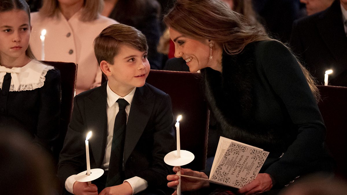 BBC News - Stars and Charity Heroes Attend Royal Christmas Event