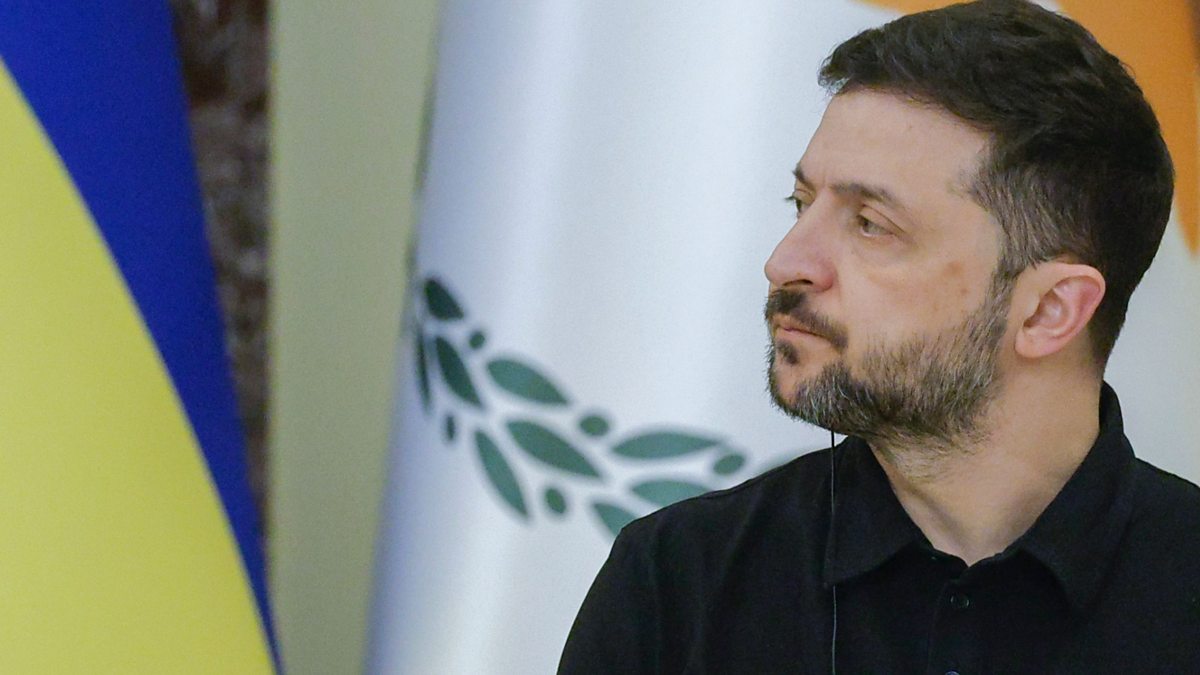 BBC News - Ukraine's President Hails 'Very Constructive' Talks with US
