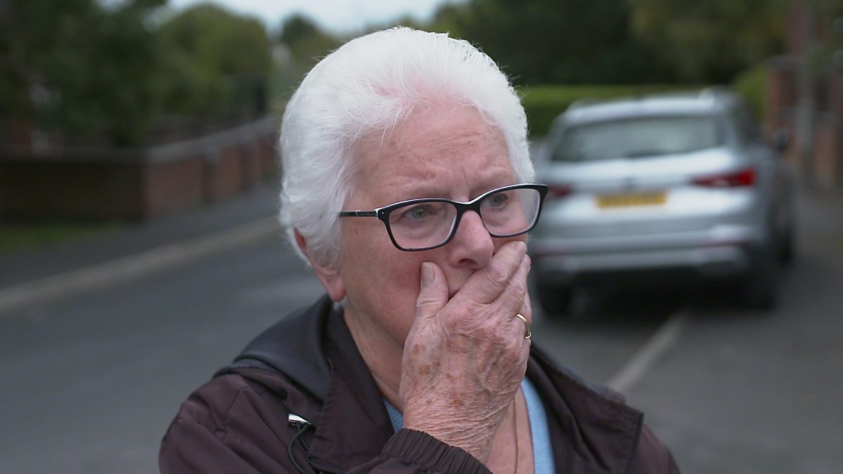 Rip Off Britain - Series 17: 39. Next door up in flames - but I had to ...