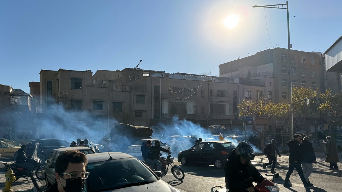 Iran Protests Turn Deadly - BBC iPlayer