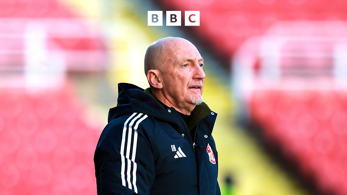 BBC Radio Wiltshire - Swindon Town, Ollie Clarke, Finley Munroe and Ben ...