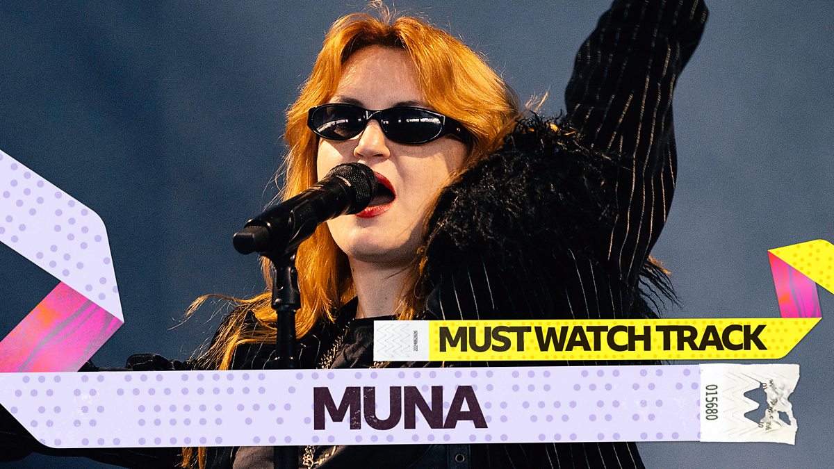 Radio 1’s Big Weekend - 2026: MUNA - Wannabeher - BBC iPlayer