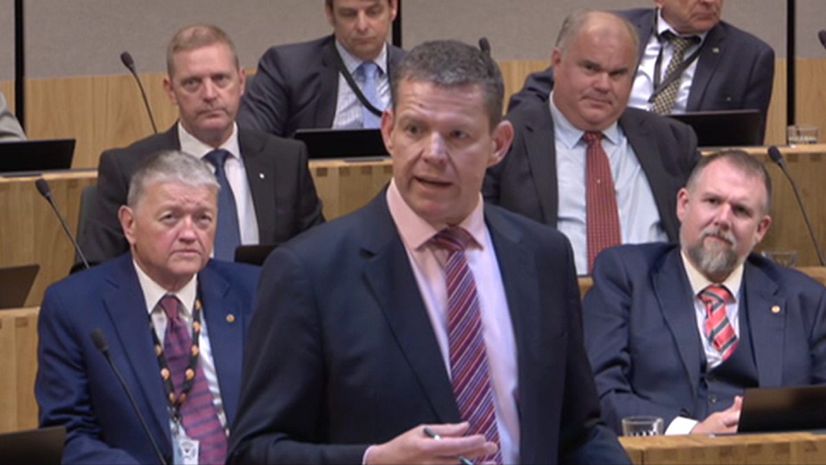 Welsh First Minister's Questions - 09/06/2026 - Signed - BBC iPlayer