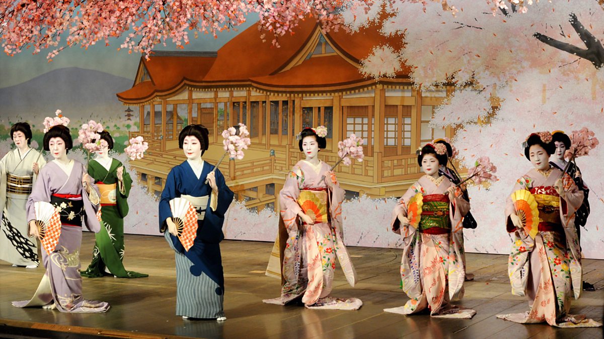 Costume as symbolism - Describing costume - GCSE Drama Revision - WJEC ...