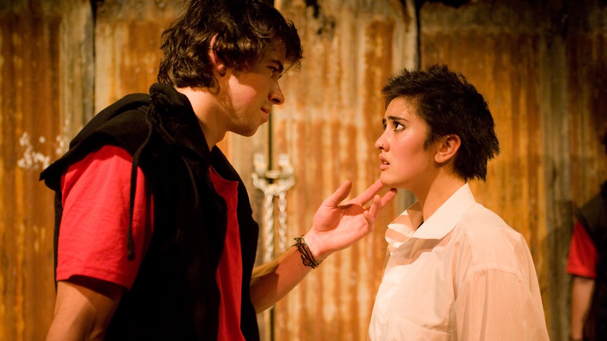 Using a theme as a stimulus - Responding to a stimulus - GCSE Drama ...