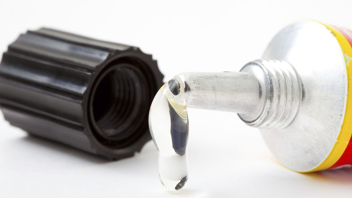 BBC Learning English - The English We Speak / A sticky situation