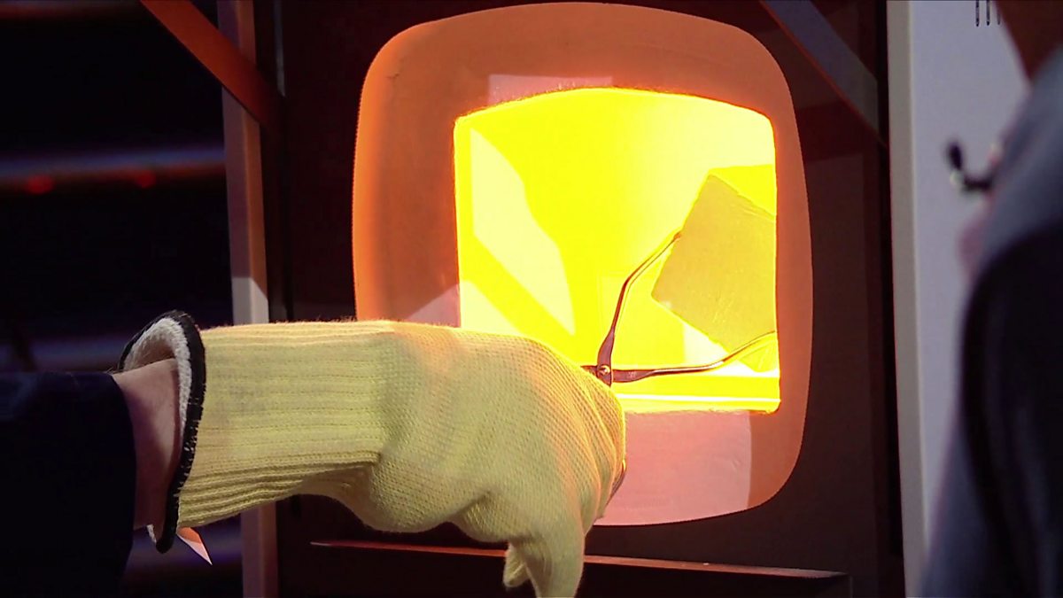 Physics KS3 / GCSE: Demonstrating heat shield material - BBC Teach