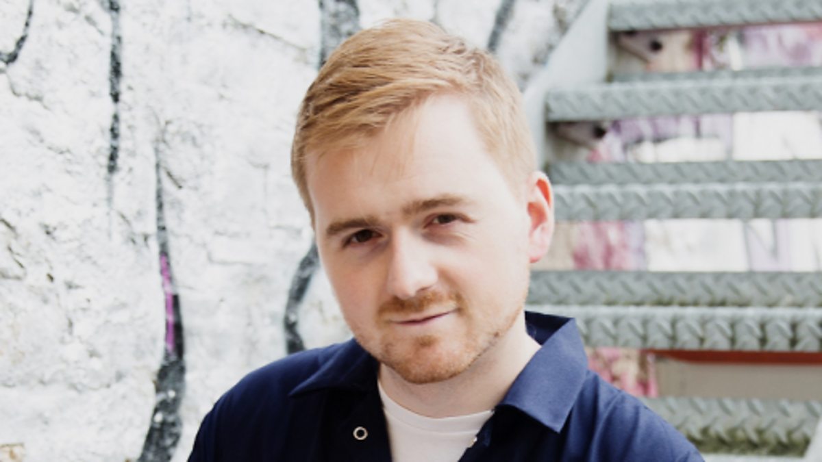 How to subtract with the chunking method - Functional Skills - BBC Bitesize