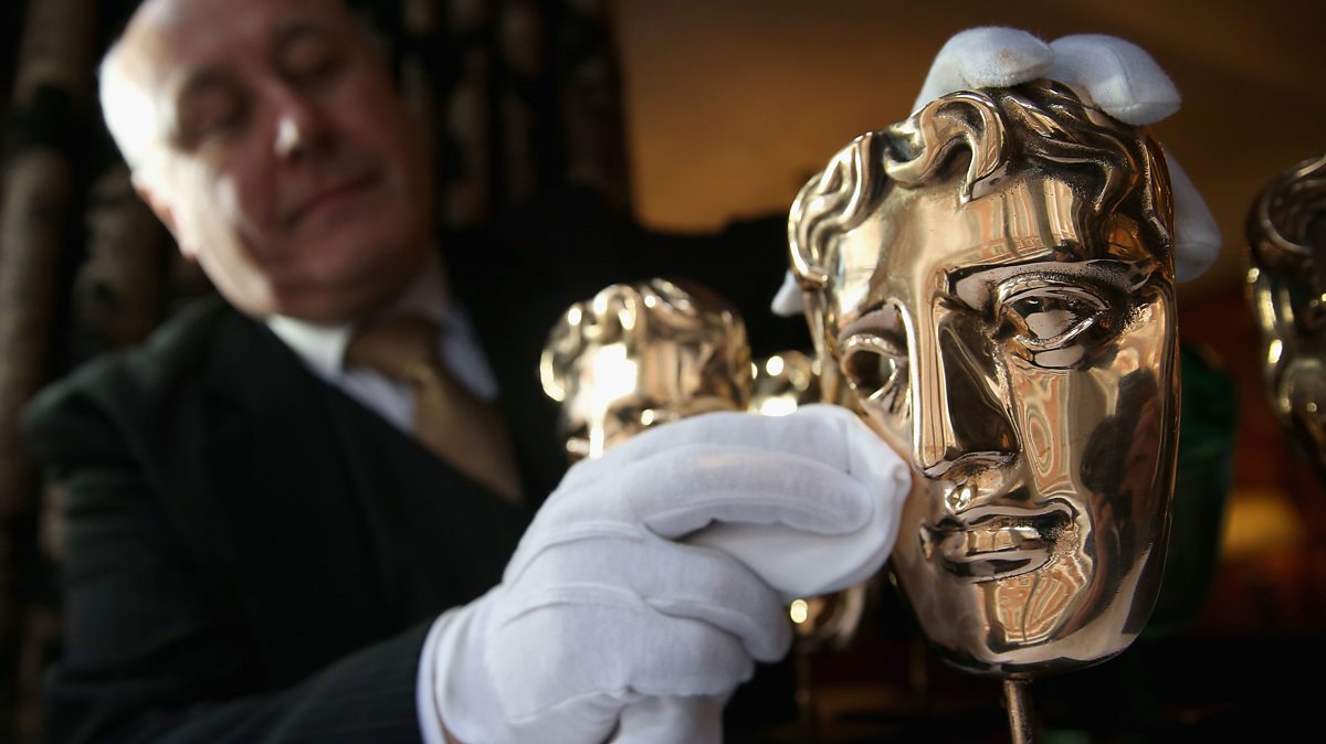 What’s Manchester got to do with the iconic BAFTA mask? - BBC Bitesize