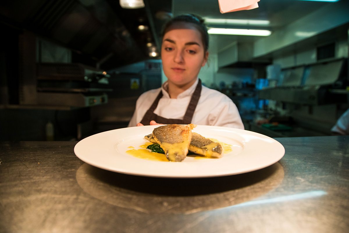 How to become a chef - BBC Bitesize