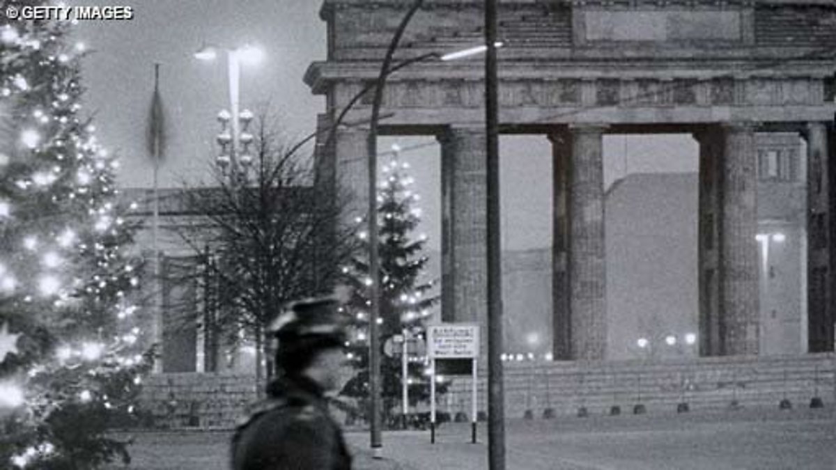 The Chink in the Wall - BBC Archive