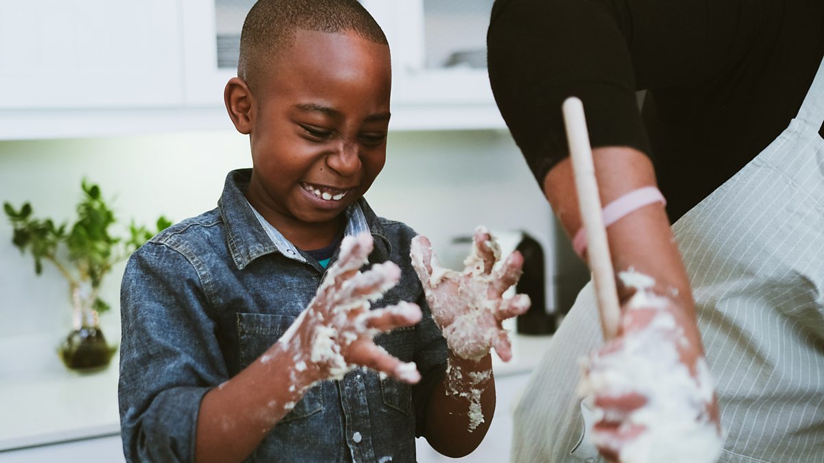 Five multisensory activities you can do with your child at home - BBC ...