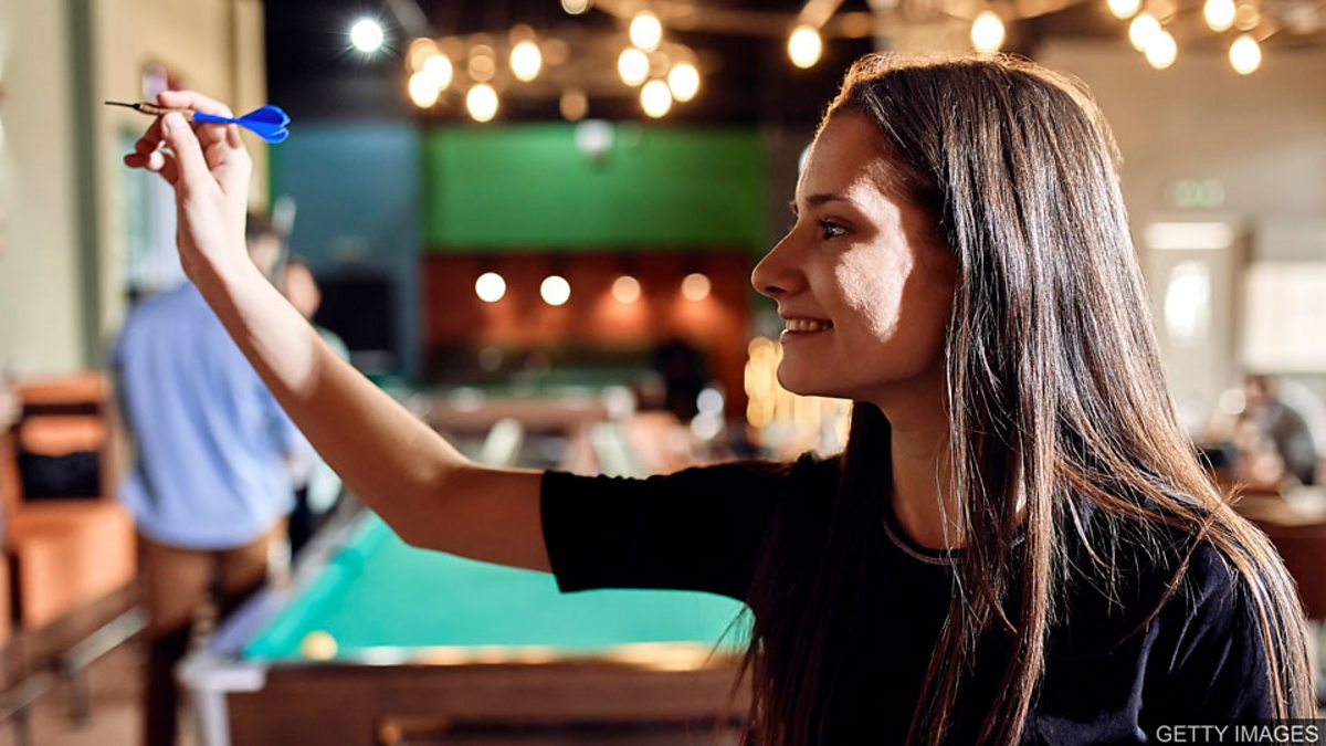 BBC Learning English - 今日短语 / Hit the bullseye 一针见血，一语中的