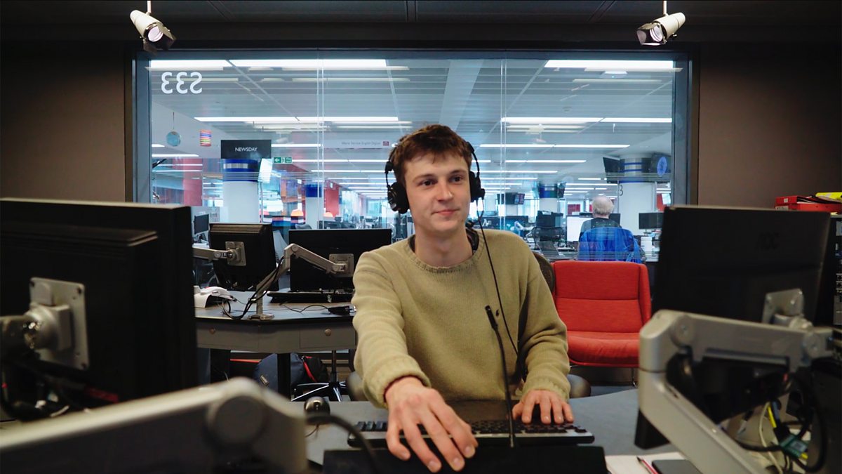 How to become a studio director - BBC Bitesize