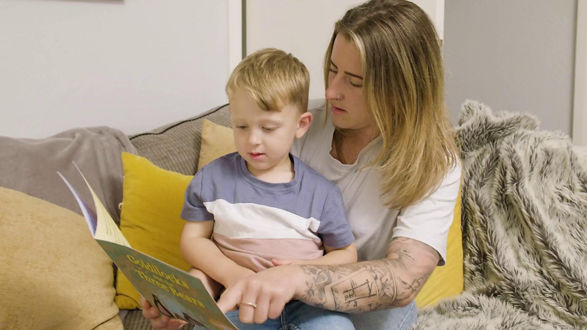 Retelling a story with preschoolers - Activity for 3 year olds - BBC ...