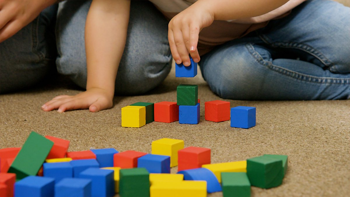 Stay and Play activity: Building blocks - BBC Tiny Happy People