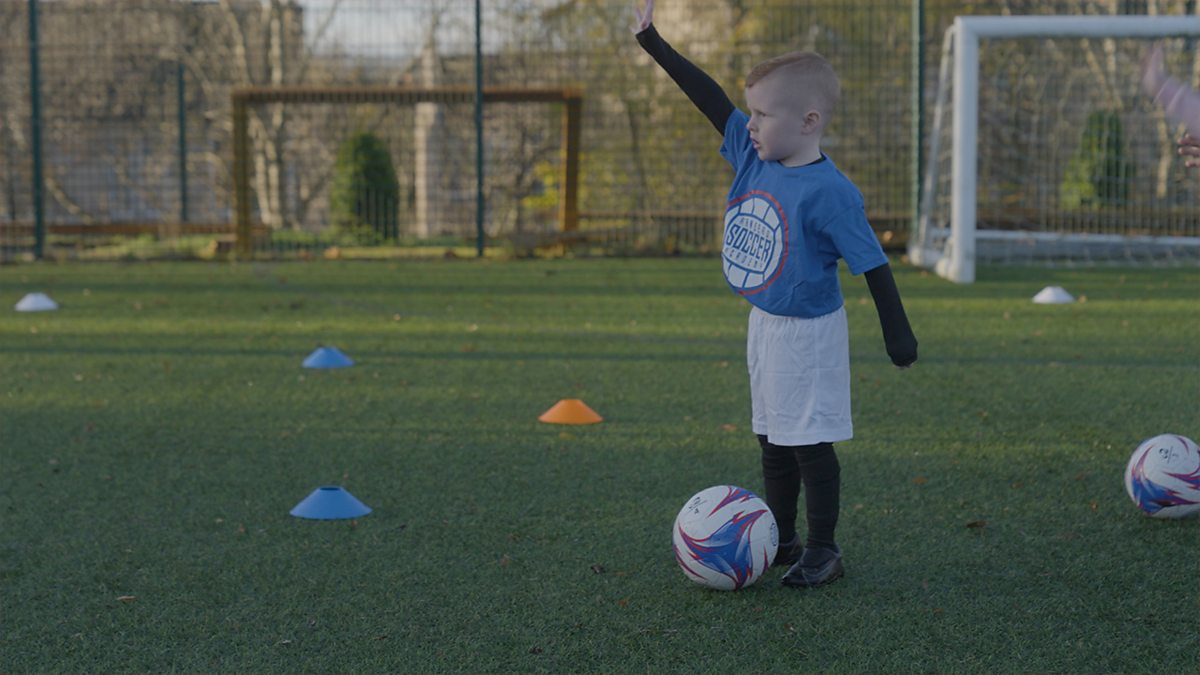 The iceberg game: Activity inspiration for preschoolers - BBC Tiny ...