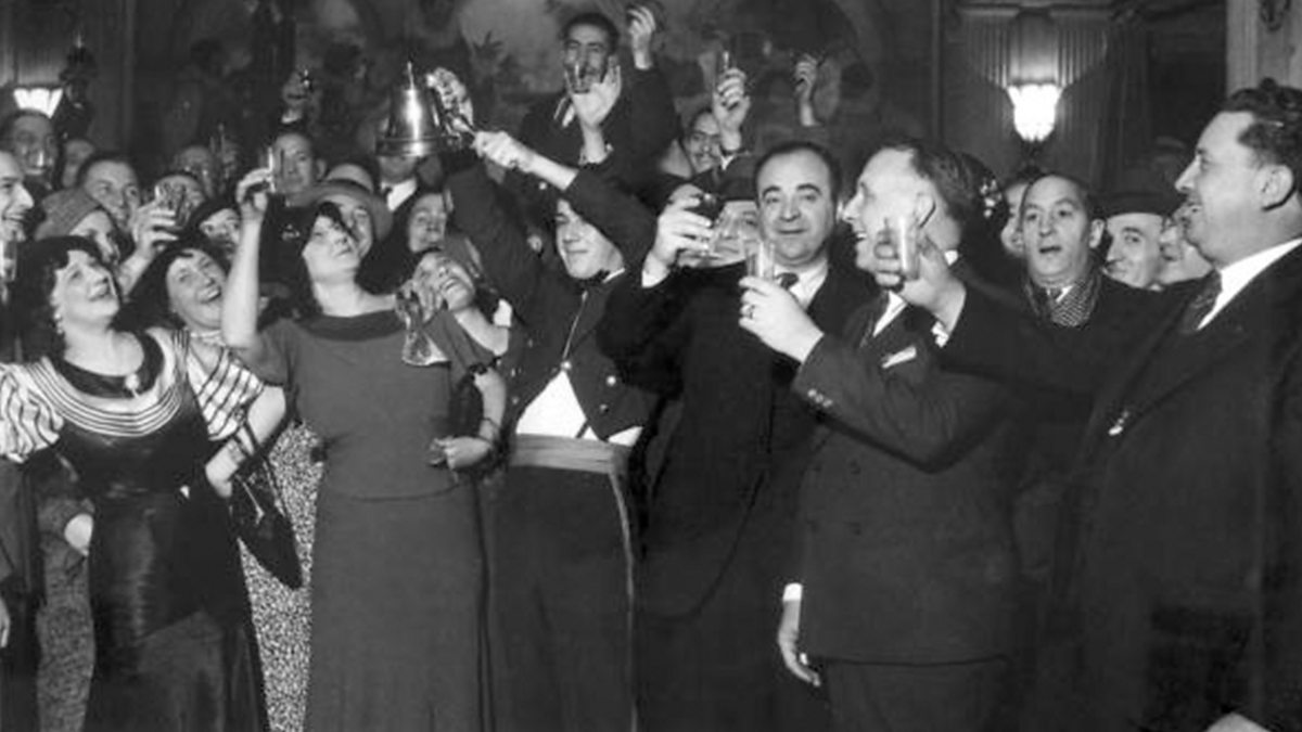 The immigrant experience - American society in the 1920s - AQA - GCSE ...