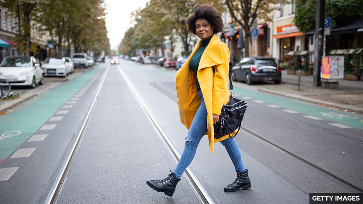 BBC Learning English - 你问我答 / 近义词辨析：cross, across, crosswise, intersect