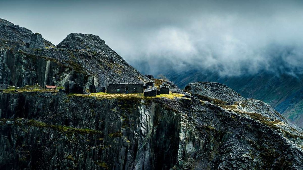 Eifionydd gan R Williams Parry test questions - TGAU Llenyddiaeth ...