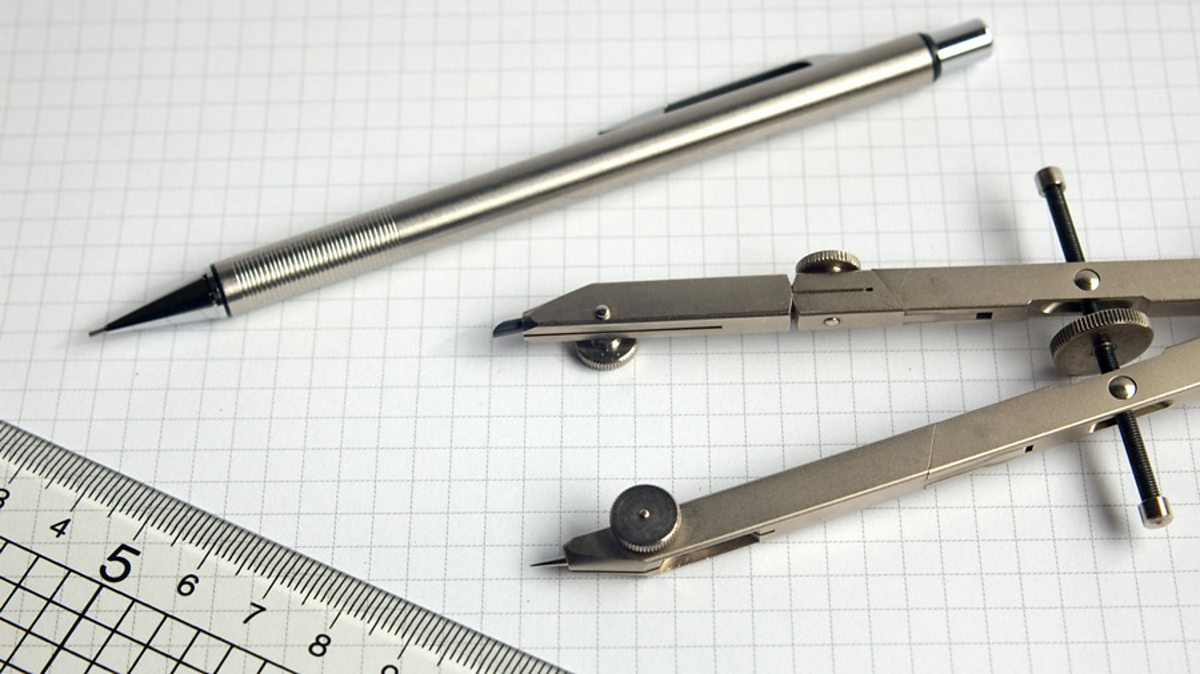 Angles test questions - National 4 Maths - BBC Bitesize