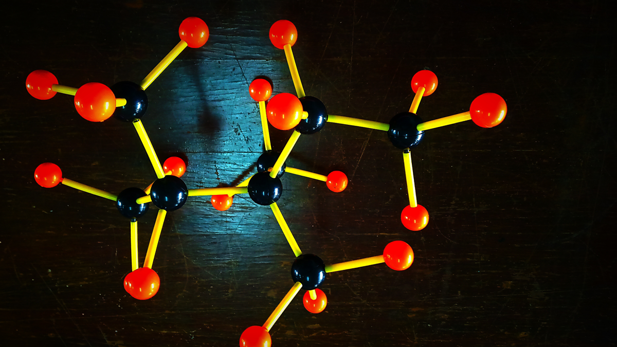 Cracking - Revise: Hydrocarbons - National 4 Chemistry Revision - BBC ...