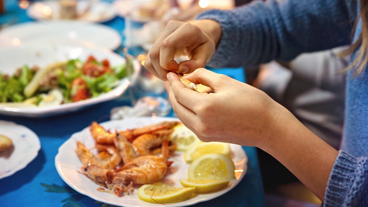 The diet that could cut dementia risk by almost 25% - BBC Food