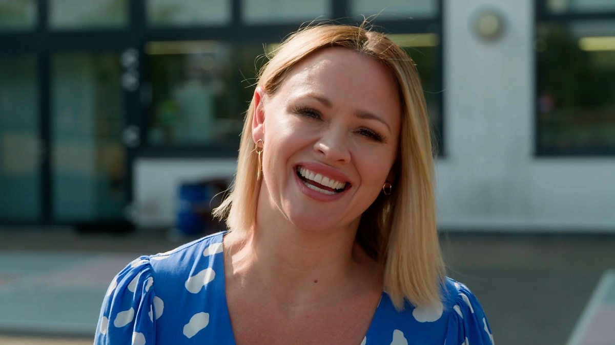 Kimberley Walsh's surprise school visit for Thank a Teacher Day 2023 ...