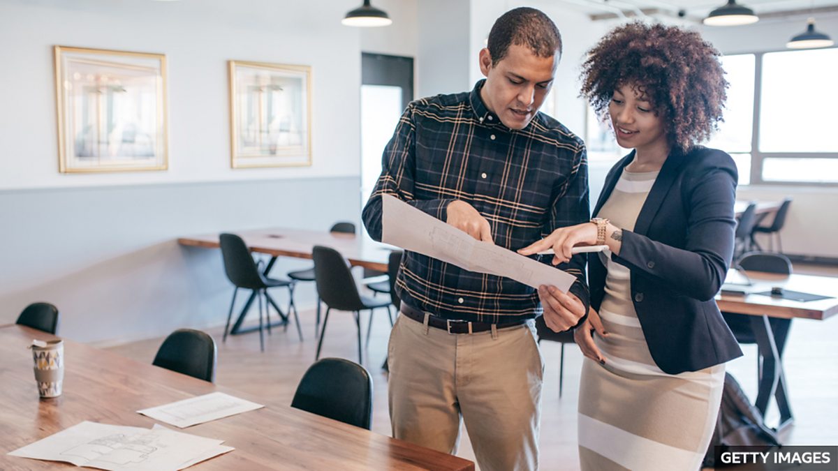 BBC Learning English - 你问我答 / 近义词辨析：delegate, contract out, commission