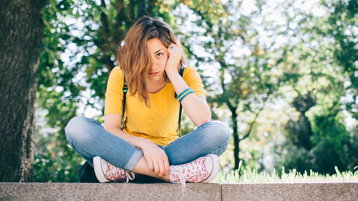 Understanding feelings of low mood and anxiety - BBC Bitesize